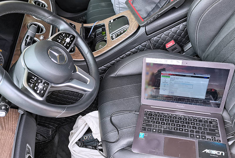 奔驰E300L 2.0T艾森ECU升级：加速动力更充沛推背尤为明显！_搜狐汽车_搜狐网