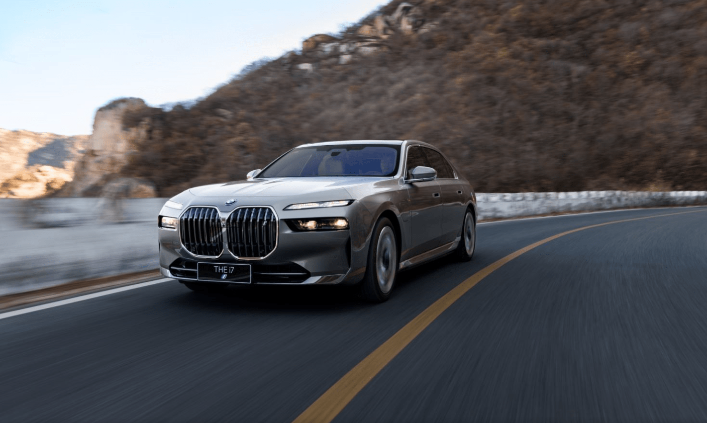 从接受理解到成为真香 BMW i7成功的背后是一条“无可复制”的路_搜狐汽车_搜狐网