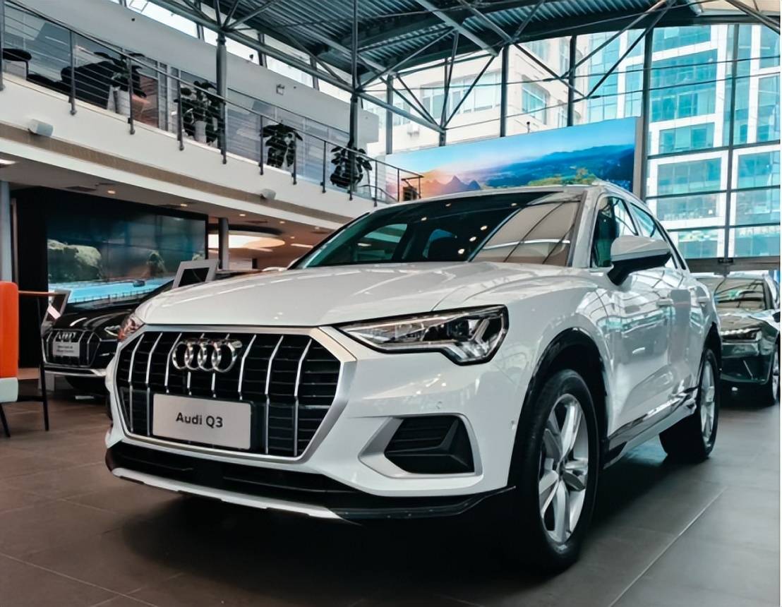 奥迪Q3和凯迪拉克全新XT4，谁是真正豪华好车？_搜狐汽车_搜狐网