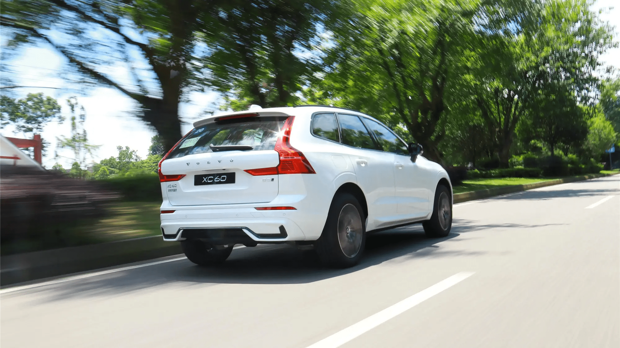 终端优惠9万多，2.0T+8AT+48V轻混，沃尔沃XC60可以入手了？_搜狐汽车_搜狐网