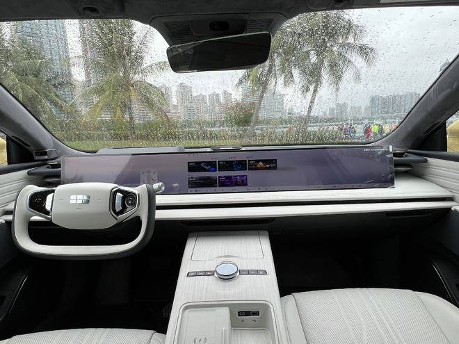 吉利银河E8预售18.8万起配800V超充 明年1月5日上市_搜狐汽车_搜狐网