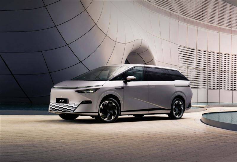 小鹏首款MPV，小鹏X9起价35.98万开卖_搜狐汽车_搜狐网