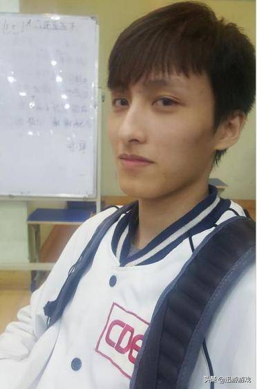 DOTA2：泉水骑脸，PSG.LGD晋级中国DOTA2职业联赛决赛_干爹