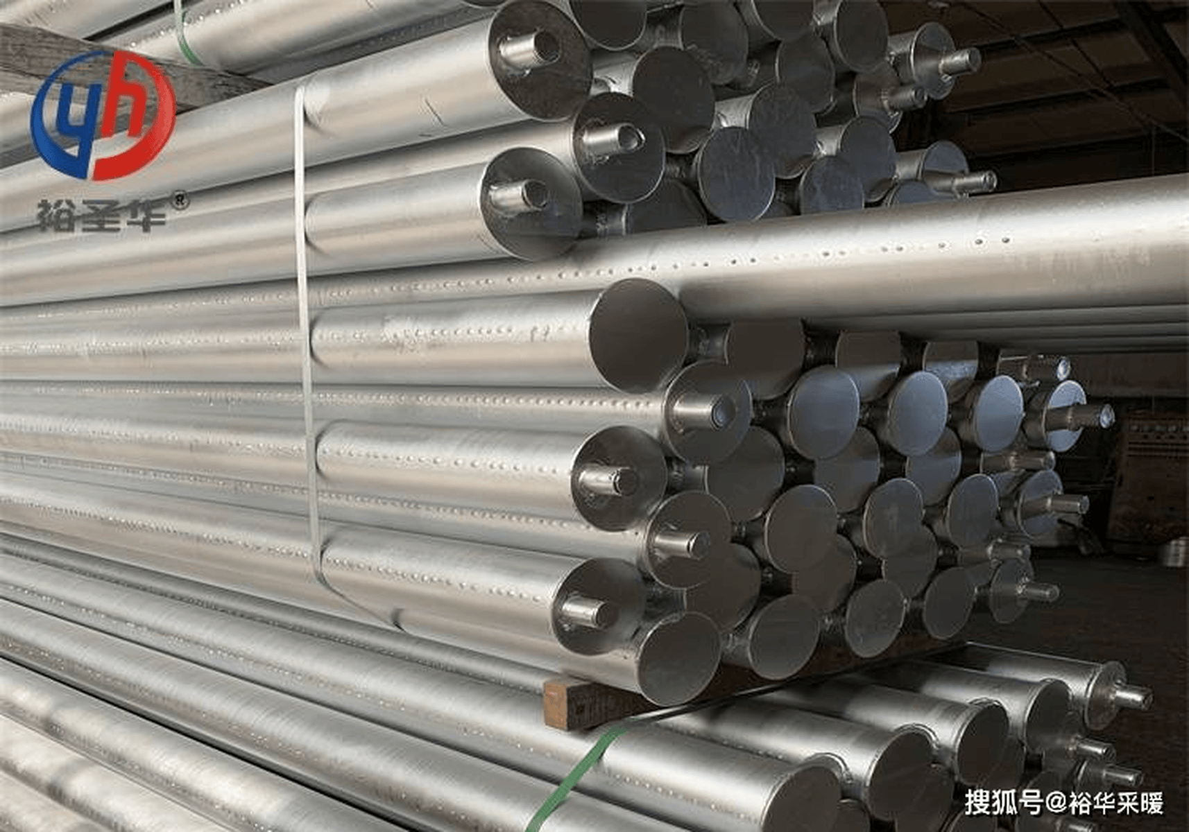 D133-4-3光排管式暖气片