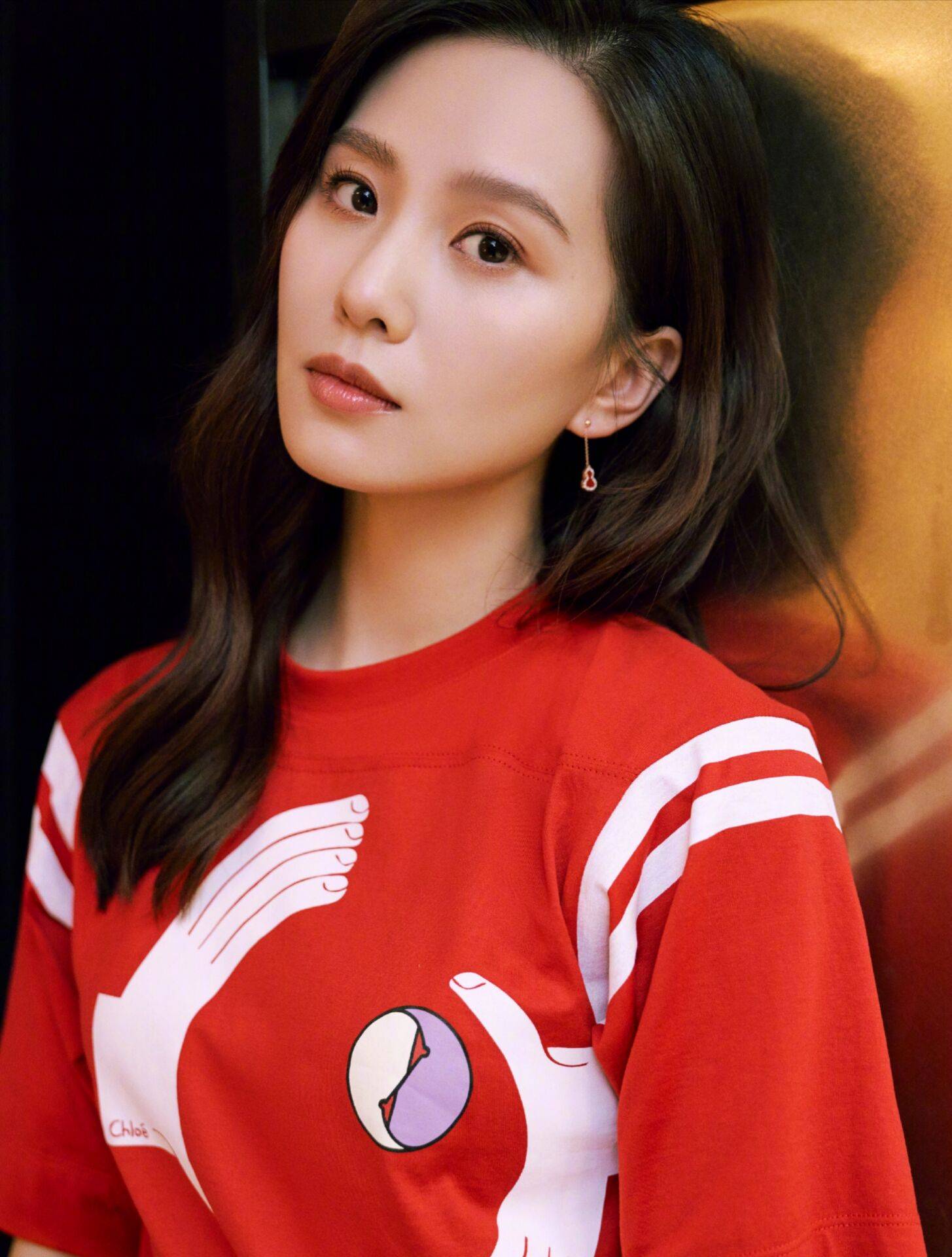 影视明星刘诗诗写真特辑：秀丽端庄、气质优雅-搜狐大视野-搜狐新闻