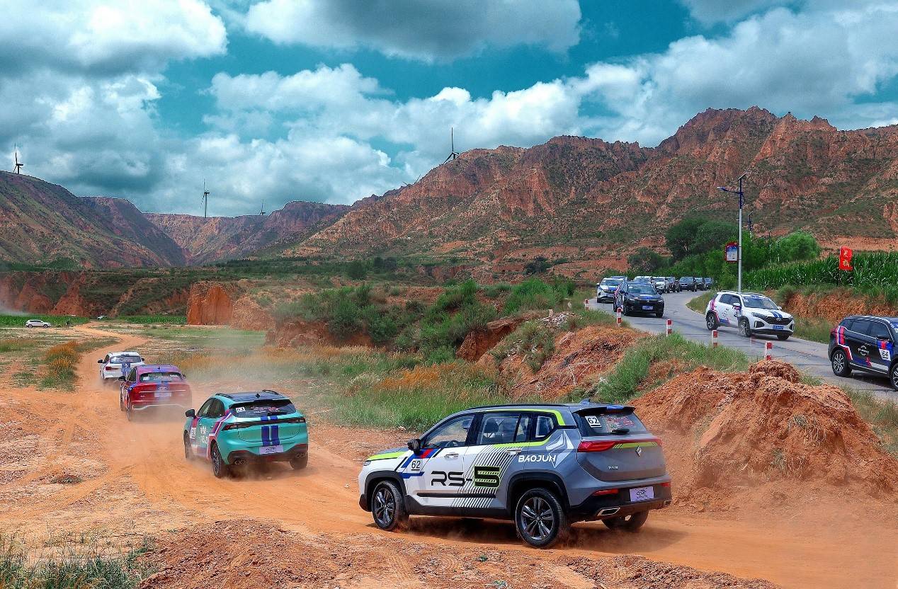 邂逅CCPC公众站SUV组第一赛段，简评风行T5 EVO驾控实力_搜狐汽车_搜狐网