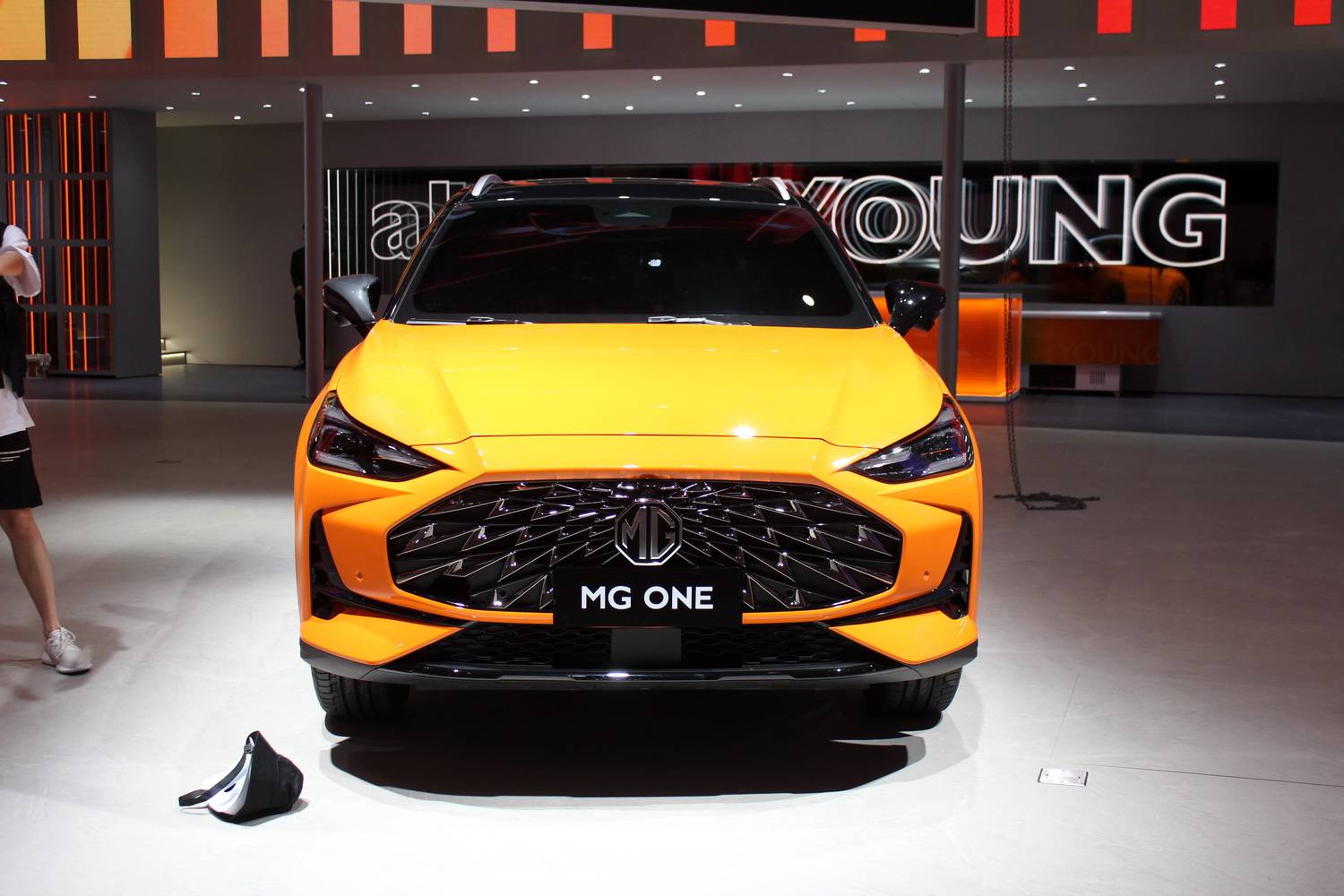 2021成都车展探馆报道：名爵MG ONE内饰曝光_新车