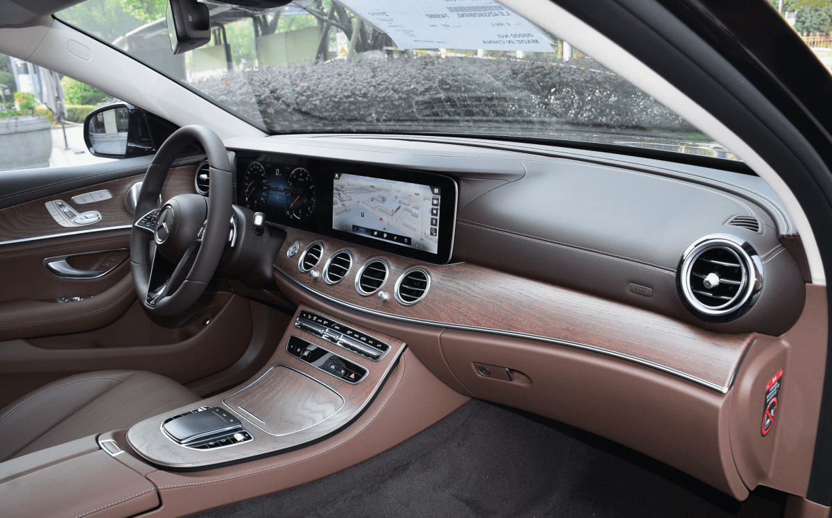 还在考虑奔驰E级？奥迪A7L 2.0T版才是真香_搜狐汽车_搜狐网