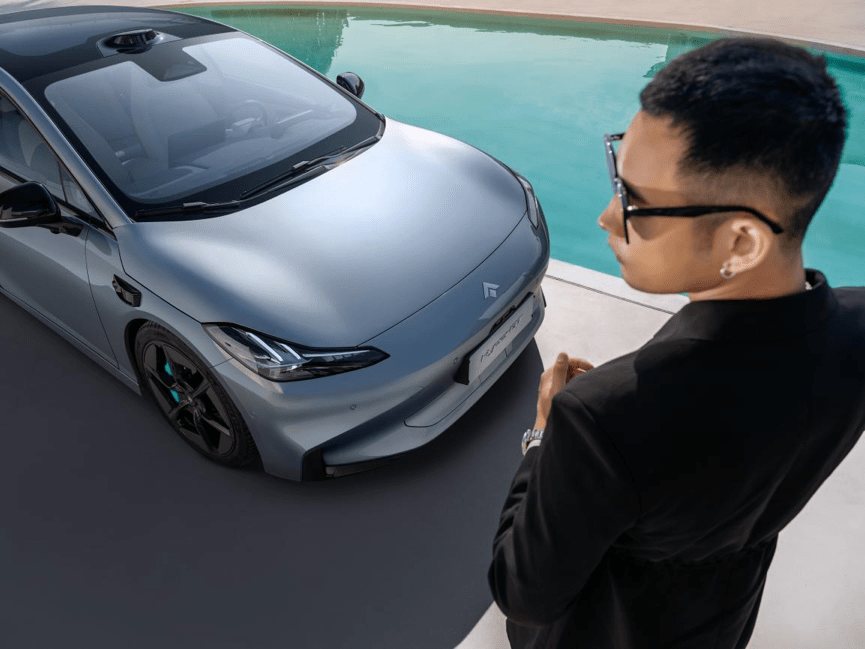 剪刀门、4S级百公里加速，埃安Hyper GT登陆广州车展_搜狐汽车_搜狐网