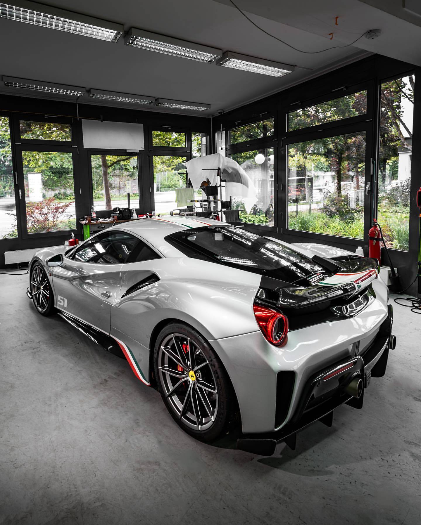 XPEL隐形车衣与法拉利488 Pista Piloti_搜狐汽车_搜狐网