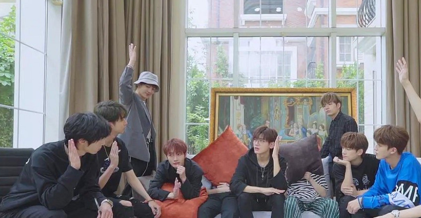 R1SE男团宿舍曝光，装修清新简约，主色调为白色-搜狐大视野-搜狐新闻