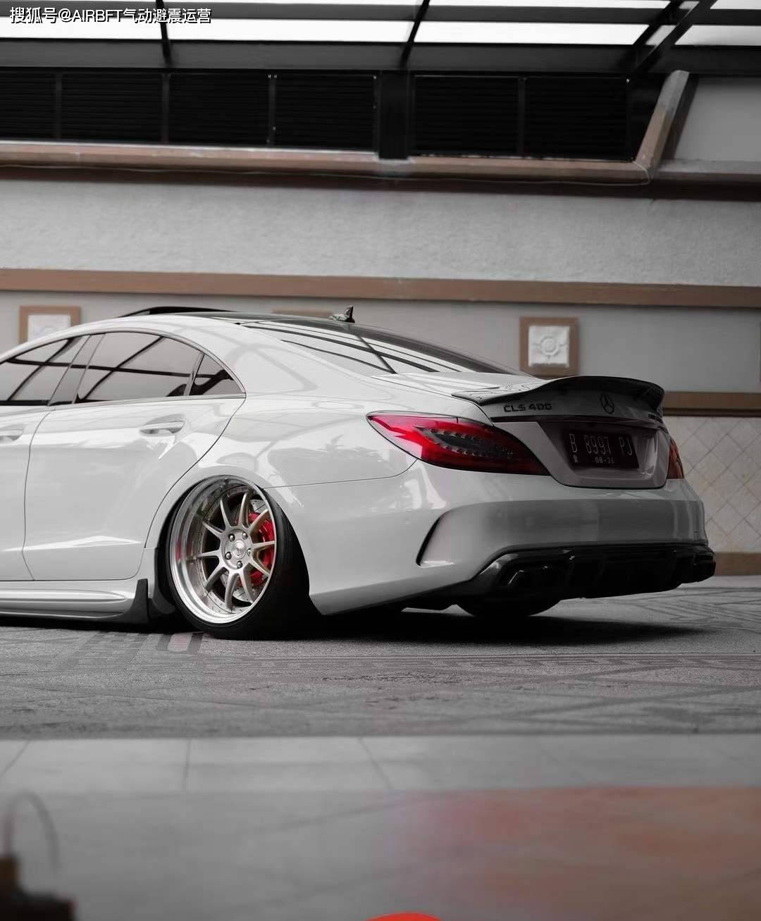 #最美低趴轿跑#奔驰CLS#AIRBFT气动避震_搜狐汽车_搜狐网