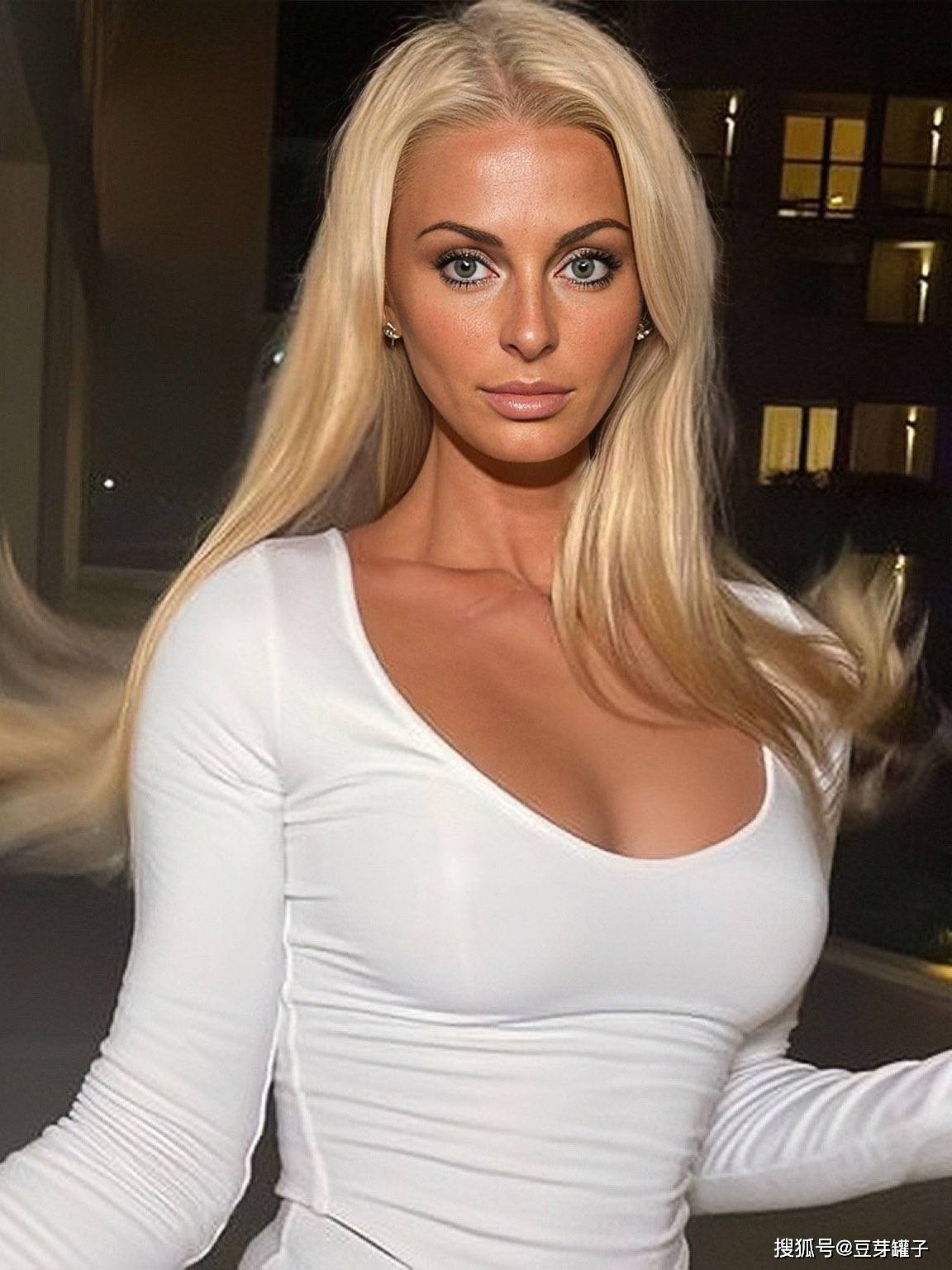 网红少妇Sarah Kyle绝美写真，身材火辣，美丽性感-搜狐大视野-搜狐新闻