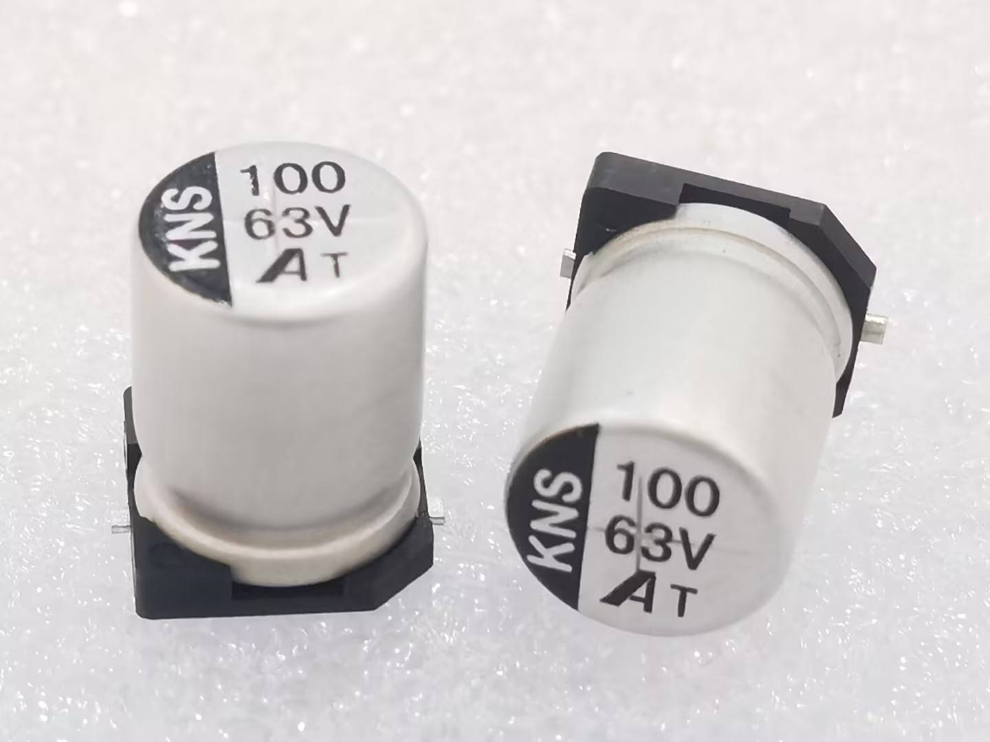 KNS AM高频低阻贴片型铝电解电容 AM贴片电解电容说明和介绍_科尼_阻抗_电路