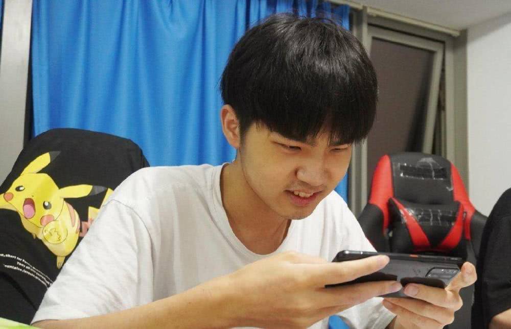 王者荣耀：看LGD大鹅图一乐？季后赛XQ双buff加身有望夺冠！_战队