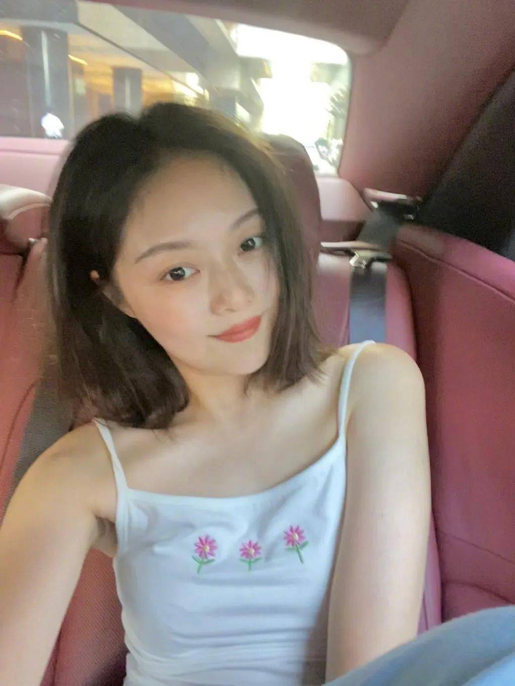 嫁入豪门还变土了？ 林瀚