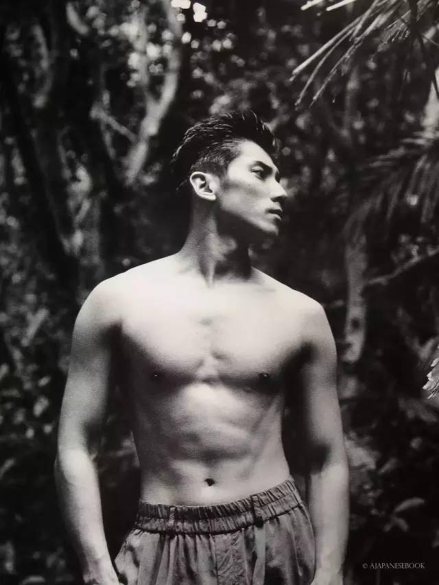他是日本媒体最热捧的日本男模！_Uta