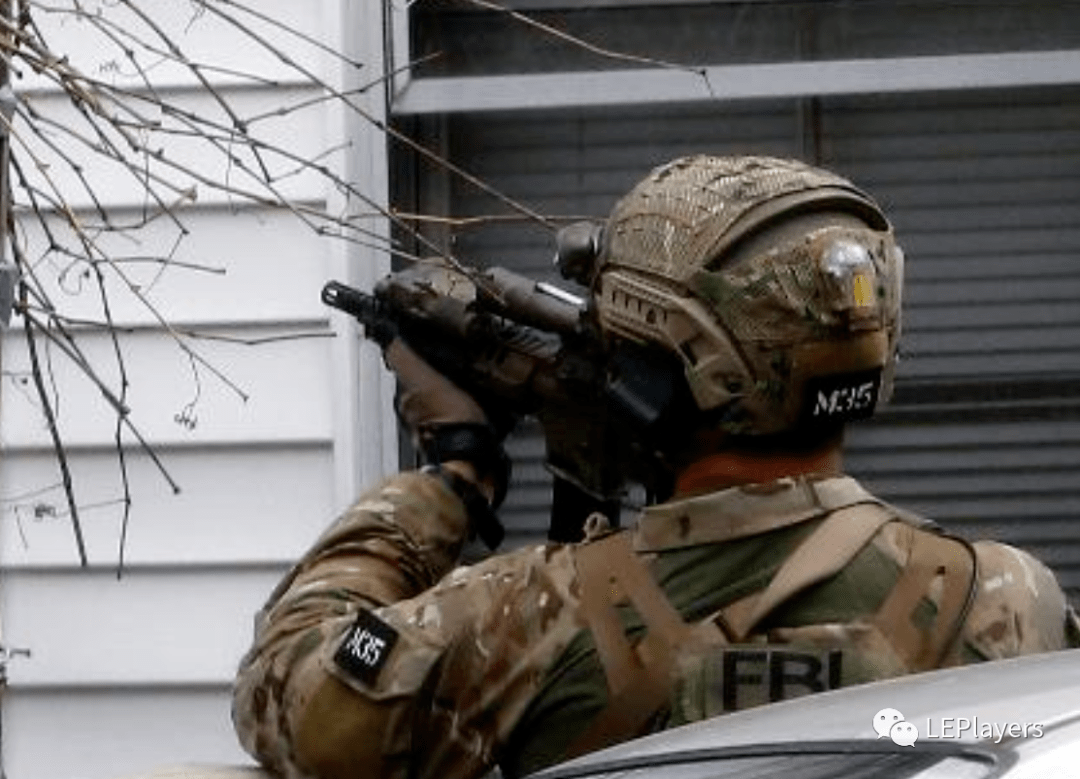 地表最强执法队伍建制解析——FBI HRT-搜狐大视野-搜狐新闻