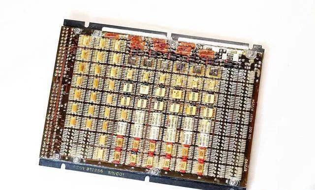 干货｜硬核拆解美国军用计算机（附高清图）-搜狐大视野-搜狐新闻