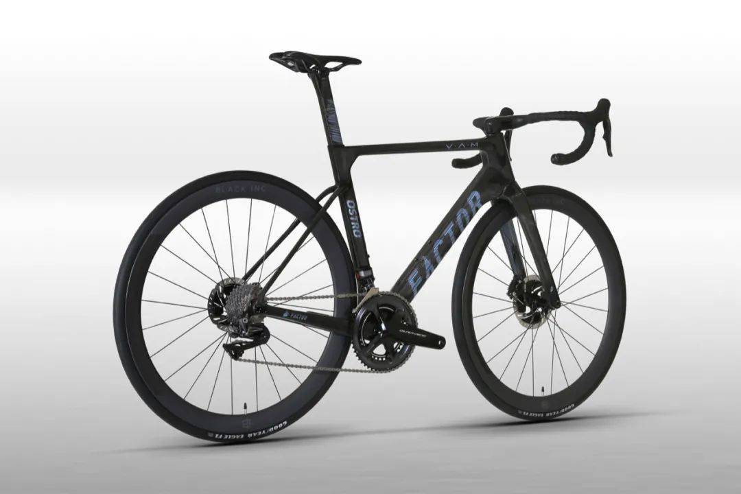 “万能选手” Factor发布轻量气动公路车OSTRO_搜狐汽车_搜狐网