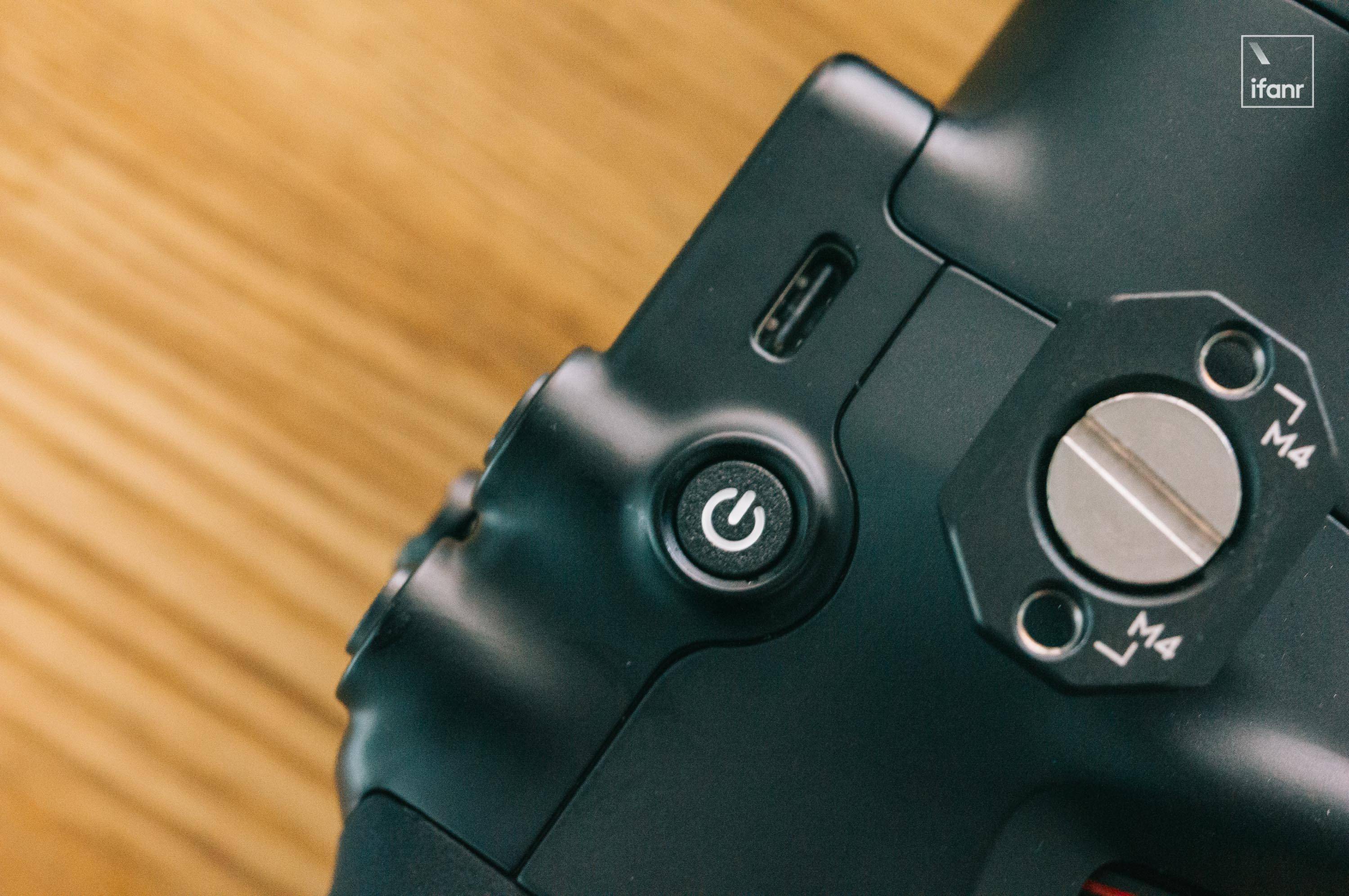 大疆 RSC 2 评测：可折叠，却不只是便携_前代