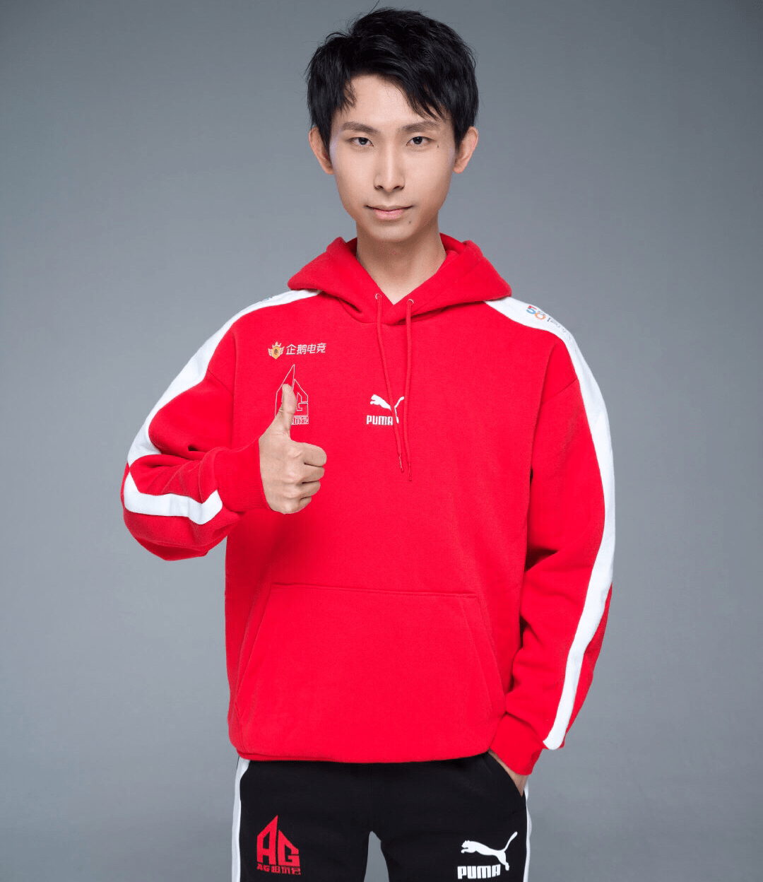 kpl官方晒AG定妆照，C位选手当之无愧，梦泪站位却出乎意料_战队