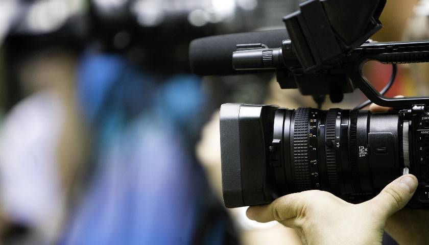 维海德冲刺创业板：ODM模式利润空间有限，IPO募资中超20%用于购房_品牌