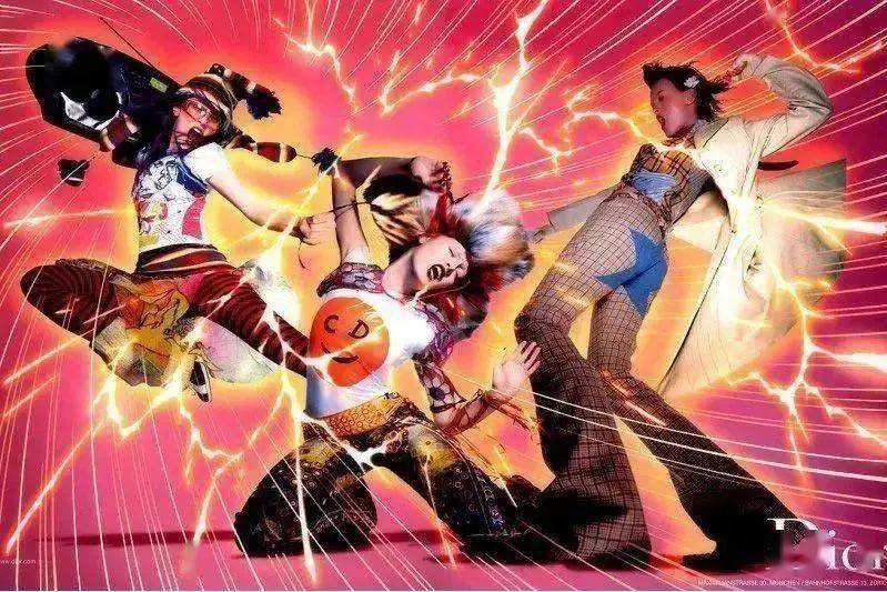 作品集中真正的“Y2K风格”_千年虫