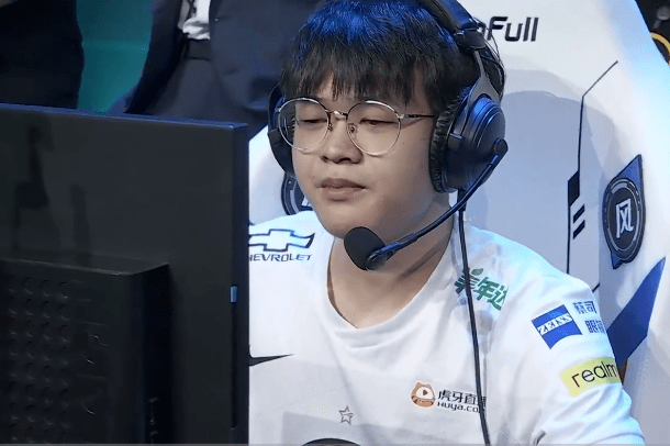 “TS被教练打生气了”，击败V5后IG3大毒瘤引热议，TS回应让人深思_比赛