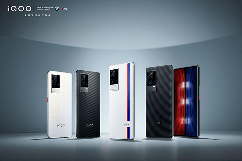 2K超视网膜+E5高亮度发光材质屏 iQOO 8系列正式发布售价3799元起_Pro