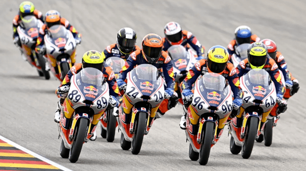 红牛新秀杯赛车KTM RC250R..._搜狐汽车_搜狐网