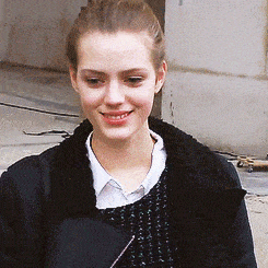 她美得惊心动魄，却撑不过6年花期：仙模下凡历遍起伏，今年24岁_Heesch