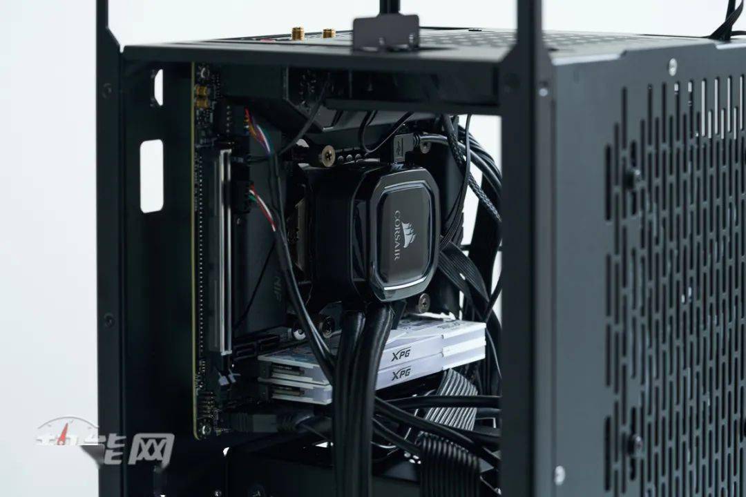 Abee AS Enclosure RS07机箱评测：ITX玩家的情怀归属_abee