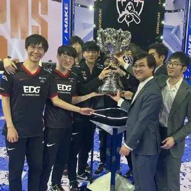 叻到飞起，夺冠的EDG，创始人来自广州这所中学！_电竞