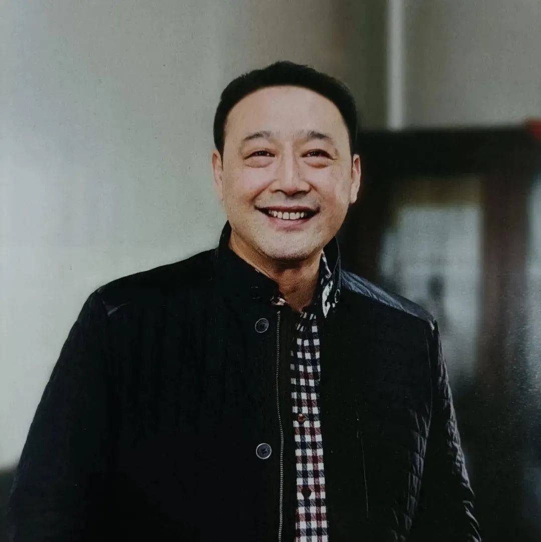 初识吕东_李嘉诚