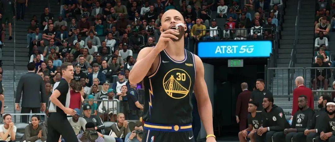 OL2 | 2K22球员数据变化（更新至11.18）（上）_克里斯塔普斯