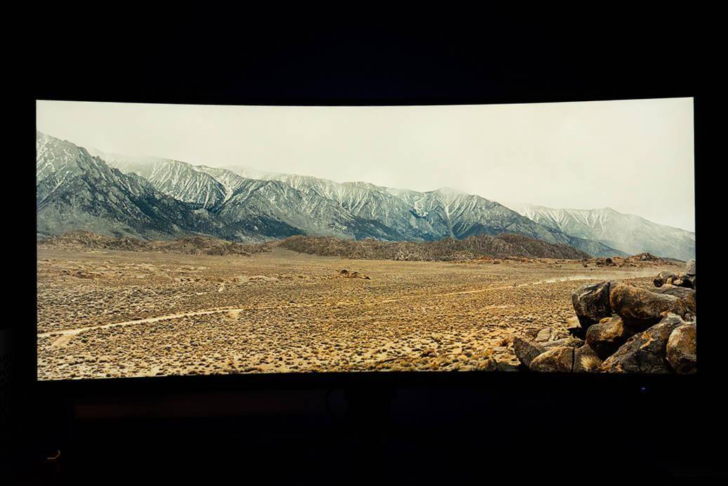 高刷带鱼曲面屏+65W USB-C KTC H34S18 使用体验_支架_接口_部分