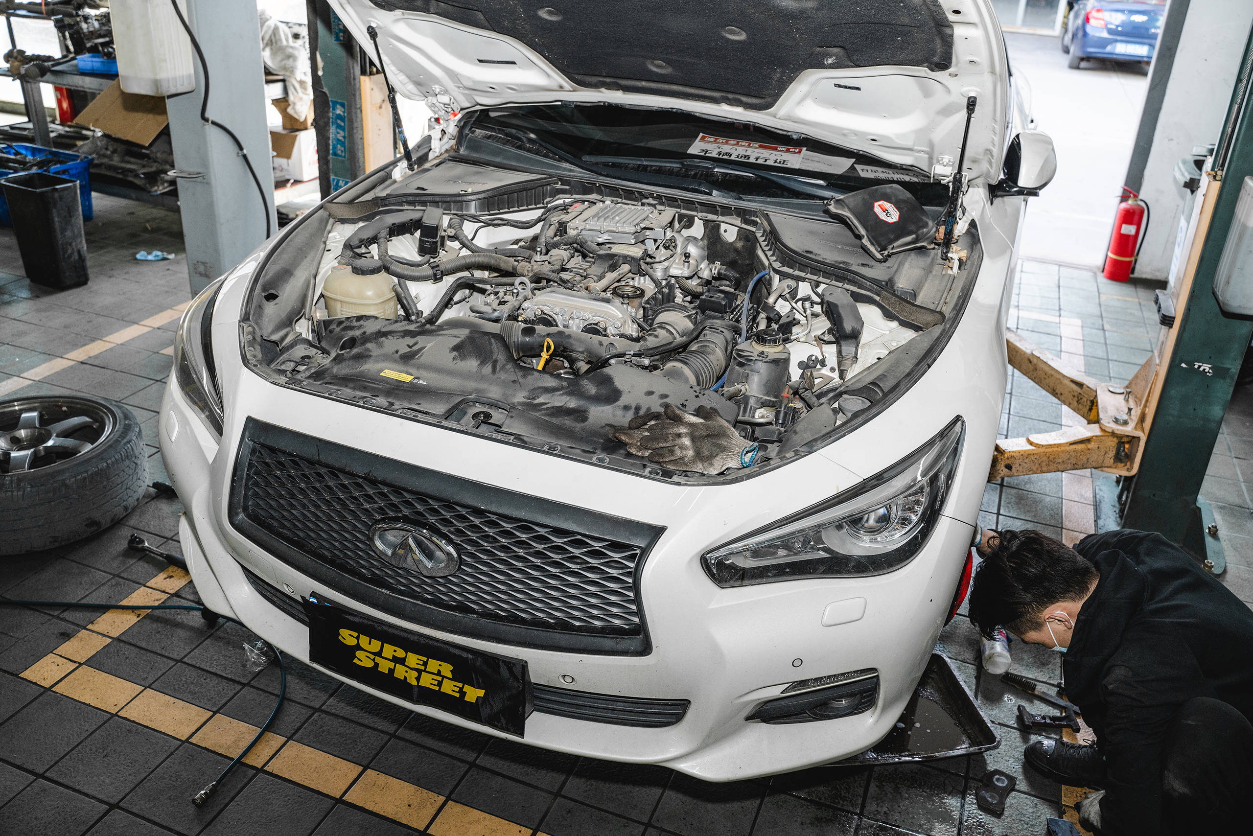 英菲尼迪Q50L更换STOPTECH ST40刹车片，摩特8100全合成机油_搜狐汽车_搜狐网