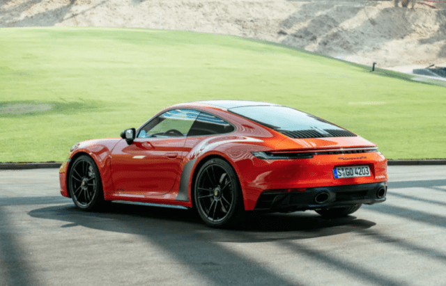 保时捷911 GTS或引进国内?中文宣传资料曝光,478匹+7MT极致纯粹_搜狐汽车_搜狐网