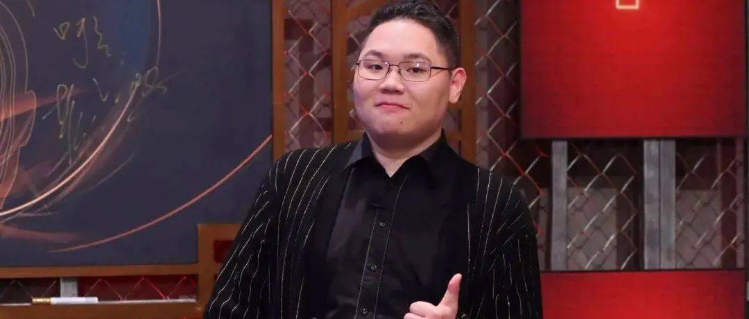 虎牙斥资20亿，拿下LPL职业联赛五年版权，LOL一哥PDD何去何从？_解说_战队_比赛