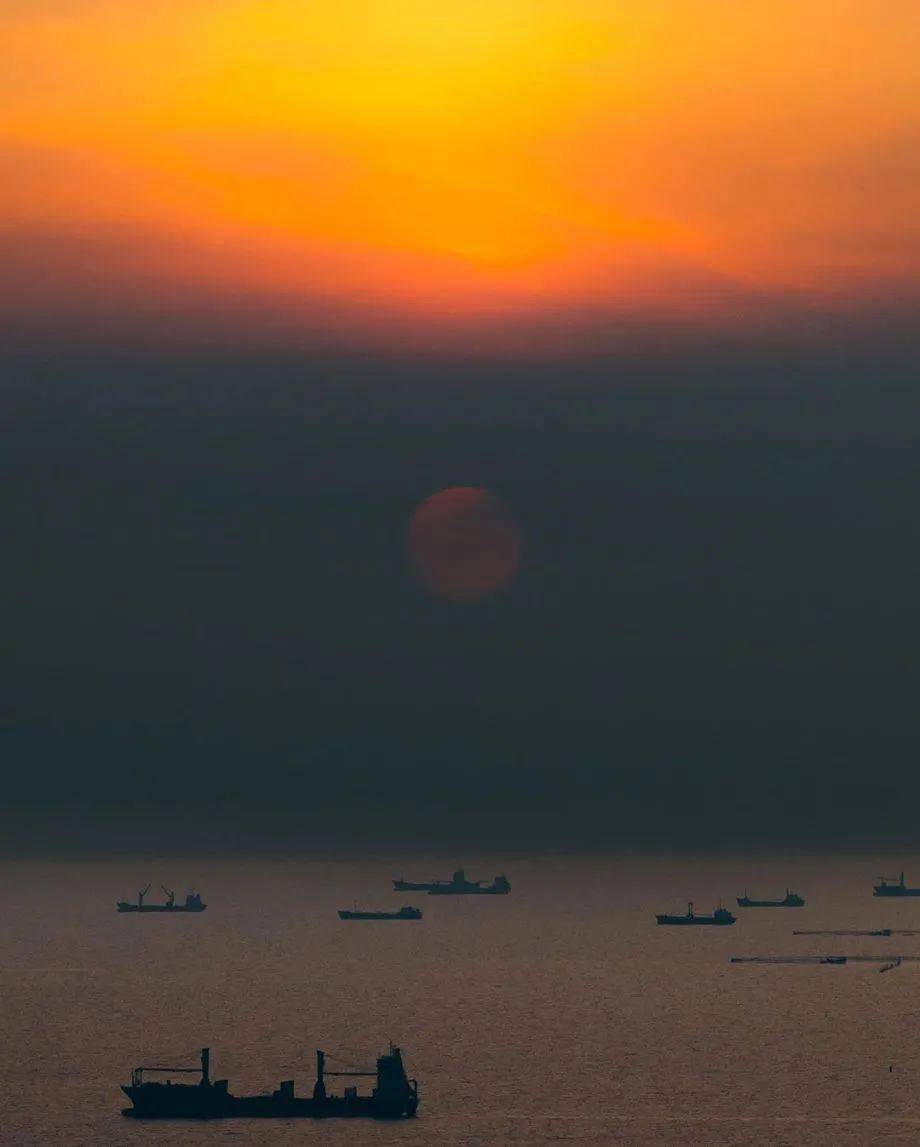 暖暖光影下的马尼拉，摄影Jilson Tiu的街头摄影作品_感觉_场景_街道