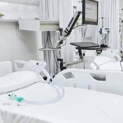 新增3692例丨医院ICU病患数量下降，专家提醒疫情还未结束_服务_安妮·奥康纳_医疗