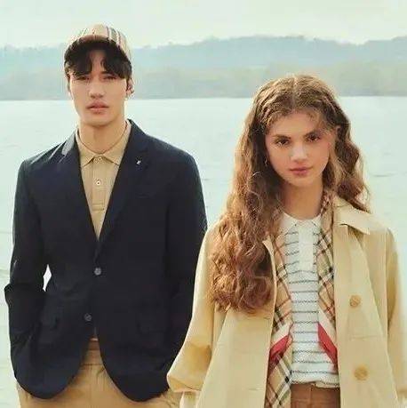 钻虎贺岁 |【HAZZYS 2022SS】目的地：阳光之岛_店铺_地址_群星