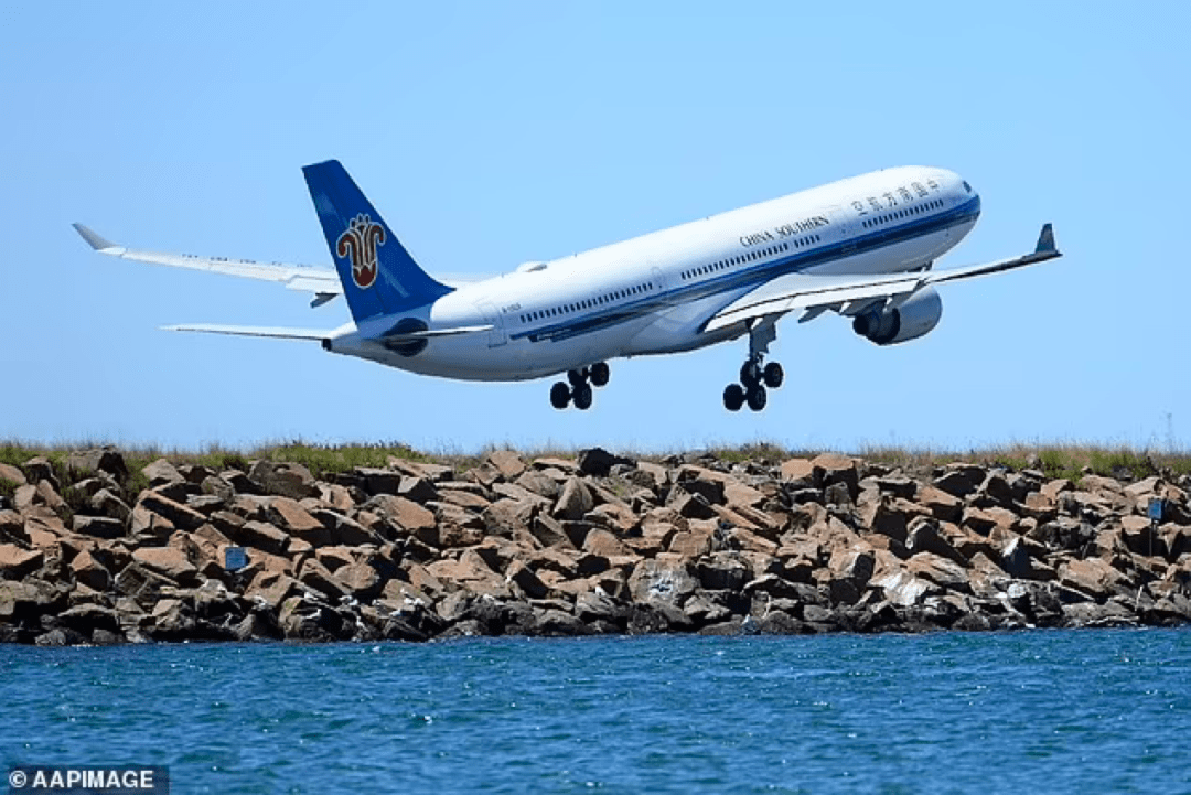 墨尔本新增继续下降，澳洲多趟回国航班恢复！租房市场“火爆”程度超预期，租客加价抢房源_疫情_悉尼_中国香港