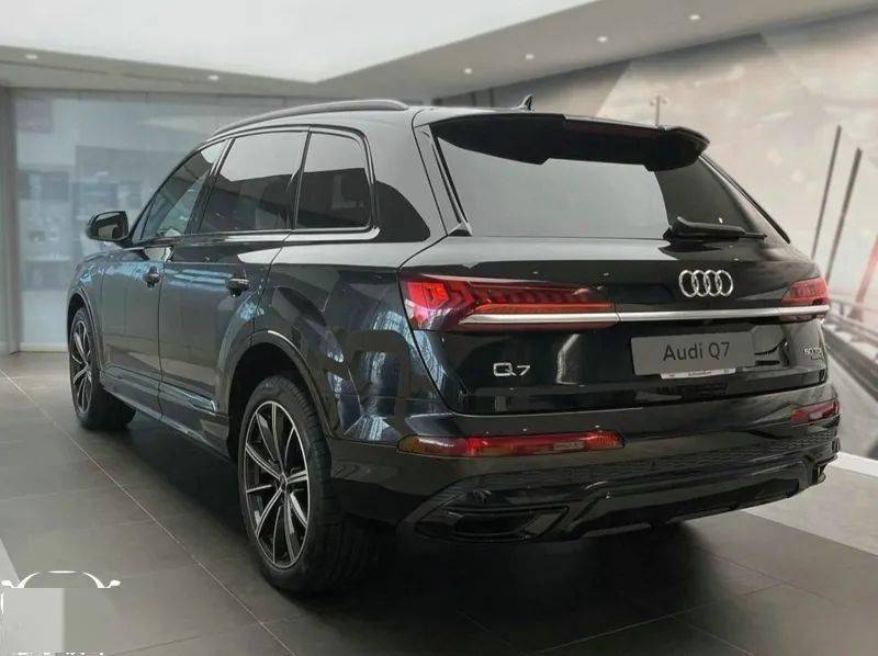 曾被大哥宠上天，如今一个月只卖445辆，奥迪Q7到底怎么了？_搜狐汽车_搜狐网