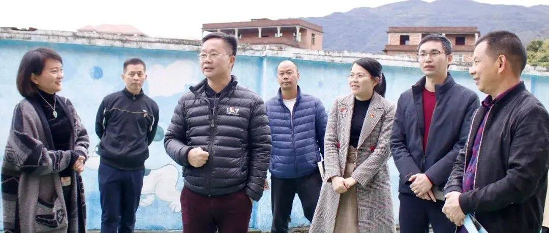 【头条】英都镇主要领导带队调研乡村振兴及项目建设情况 陈金颖 良山 西峰