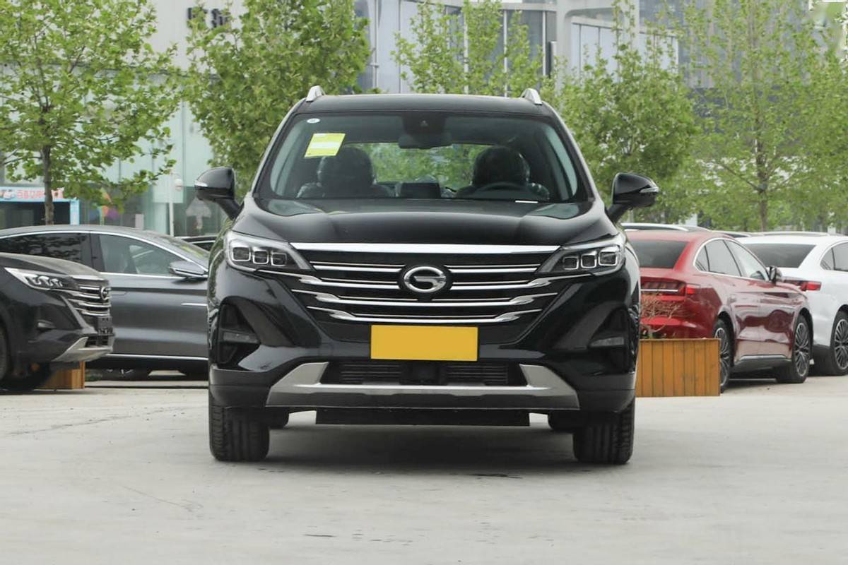 解读传祺GS5:12.68万就能买的中型SUV，1.5T+6AT，油耗6.6L_搜狐汽车_搜狐网