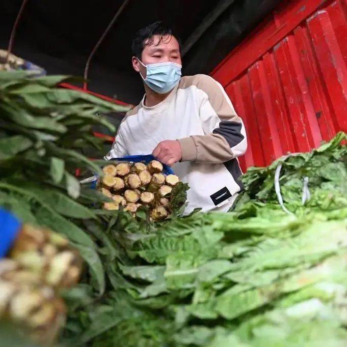 聚焦疫情防控 保障群众吃饭是大事”——福建泉州疫情封控区一线见闻生活采购保障