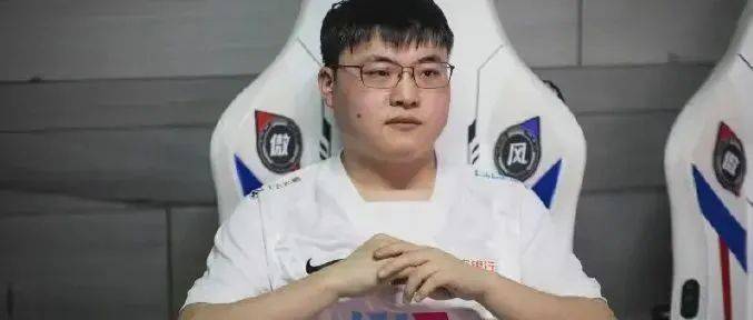 BLG发博祝贺UZI生日 文案细节暗示UZI将要离队？_队伍_季后赛_Uzi