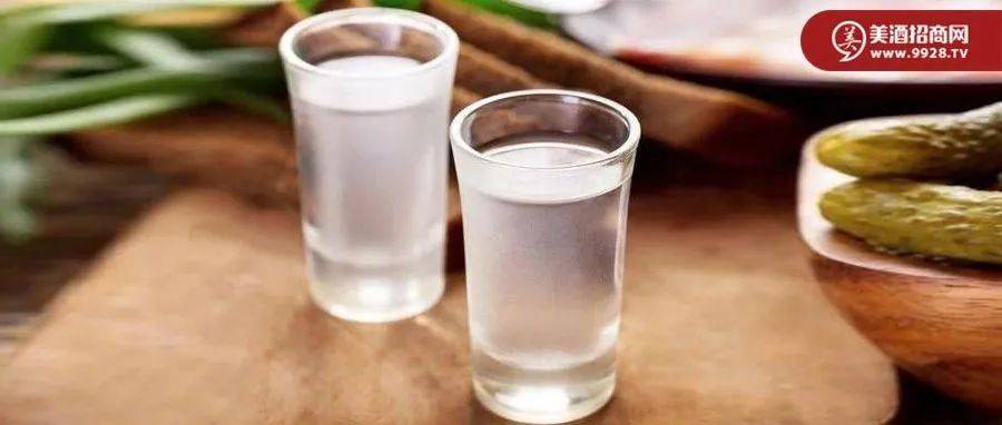 一个公式,算出你的酒量是否超标怎么喝酒才更合理?酒精低度酒高度酒